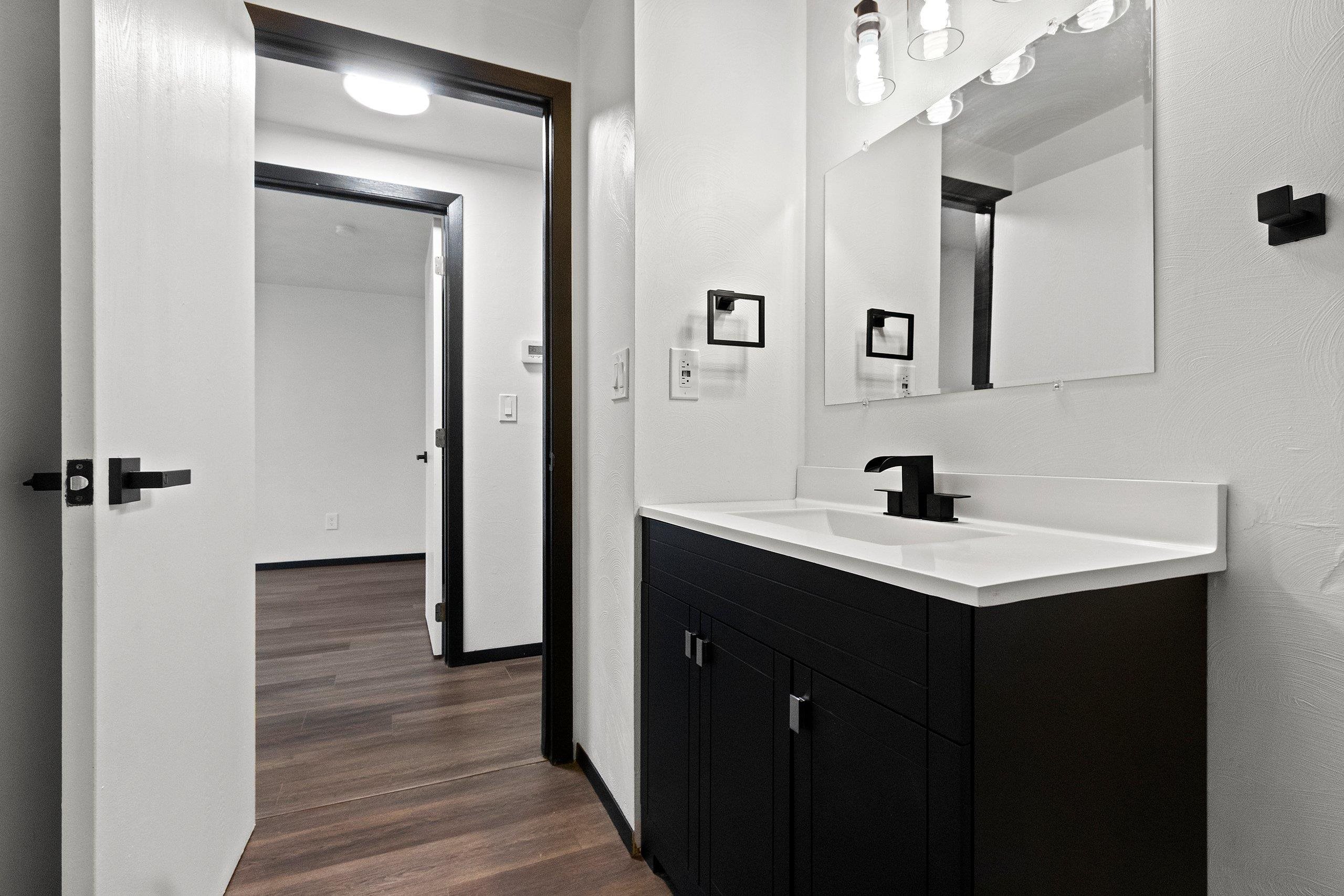 409 EASY, Green Bay, WI - Paragon Real Estate Group